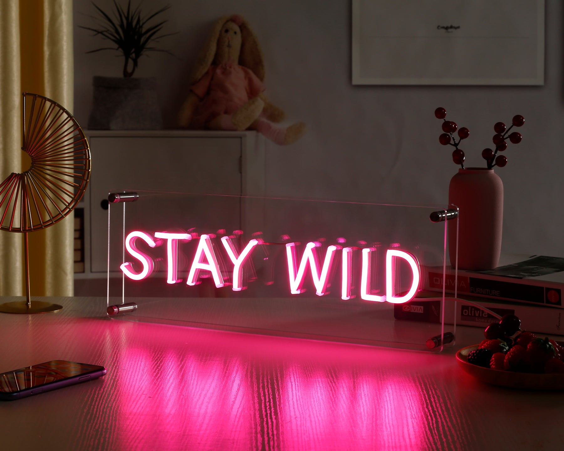 Stay Wild Desk LED Neon Sign - HAPPYNEON – HAPPYNEON.COM